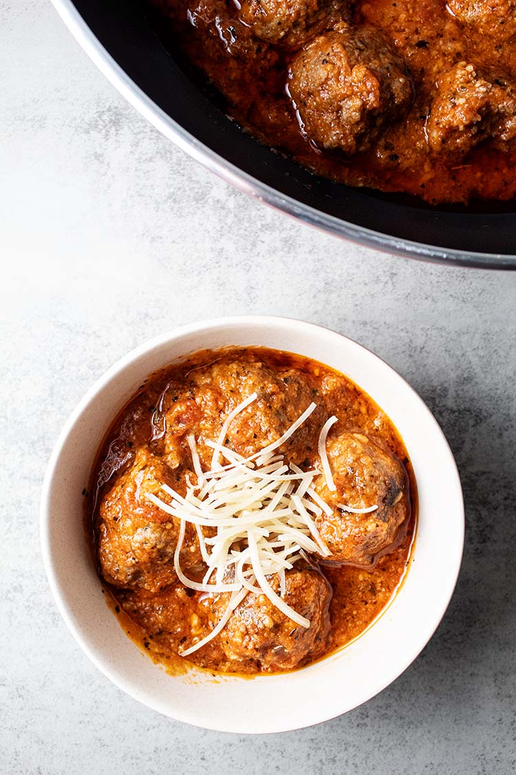You Need This Easy Meatballs Recipe In Your Life - Filling and Fabulous