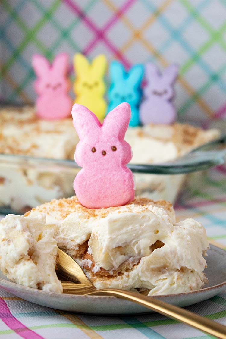 Easter Banana Pudding (with Peeps Bunnies!) - Filling and Fabulous